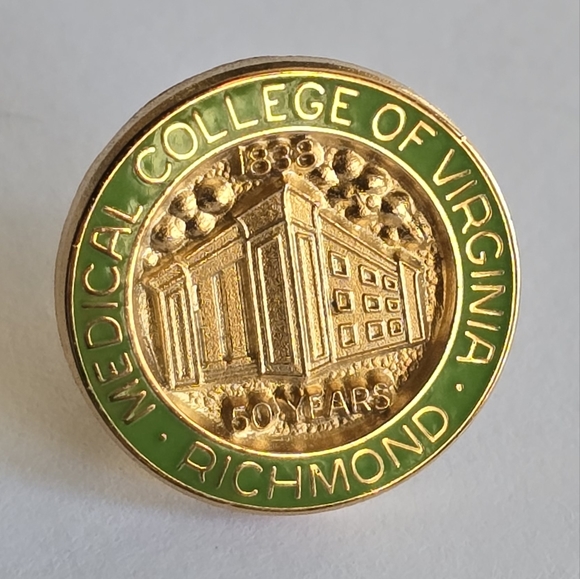 Vintage | Jewelry | Vintage Medical College Of Virginia Lapel Pin 5 ...